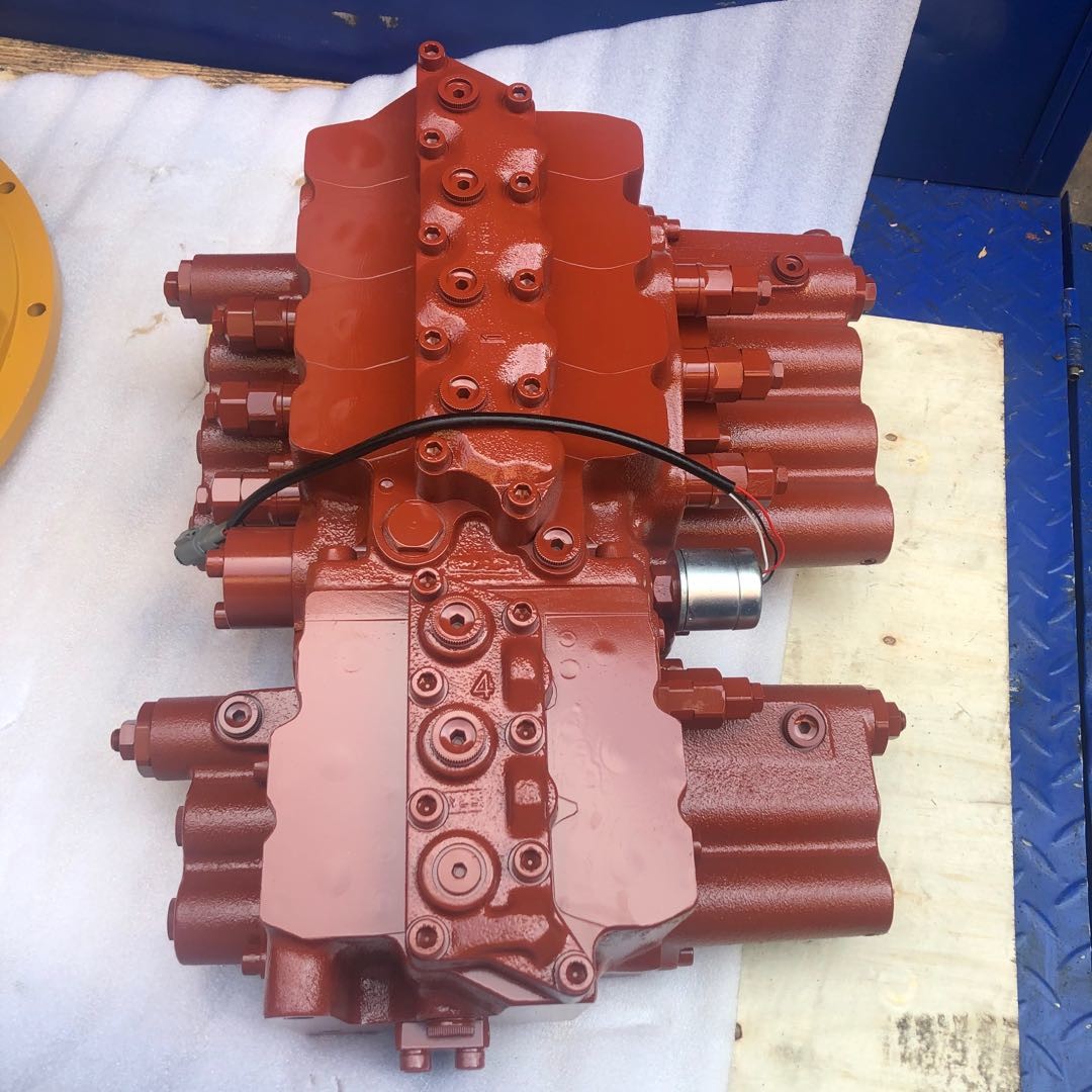 Crawler EX200-1 EX200-2 EX200-3 Excavator Control Valve For Hitachi ...